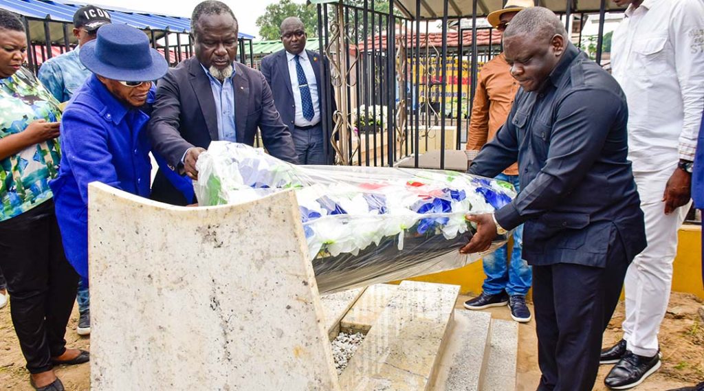 L’UNION DES MUCISIENS CONGOLAIS REND HOMMAGE AUX ILLUSTRES ARTISTES ...