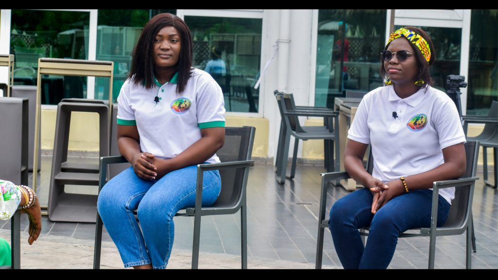 TSIMBA ET KOUTIA SUR L'OPEN SPACE DE LA CONGOLAISE242 6 MOIS APRÈS - LACONGOLAISE 242